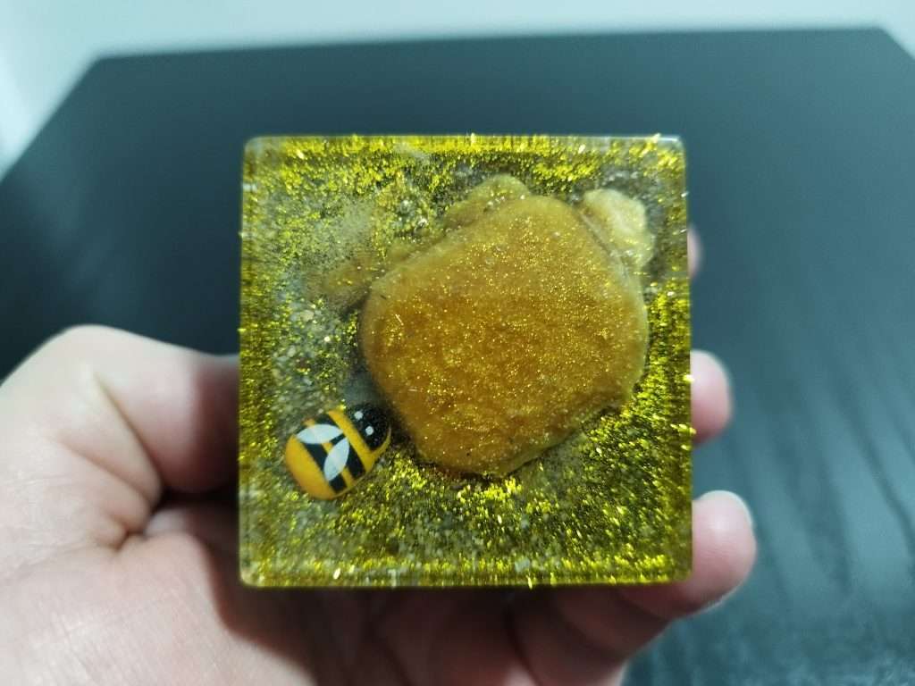 Orgonite Cube (Bee and Honey) - Orgone Creation